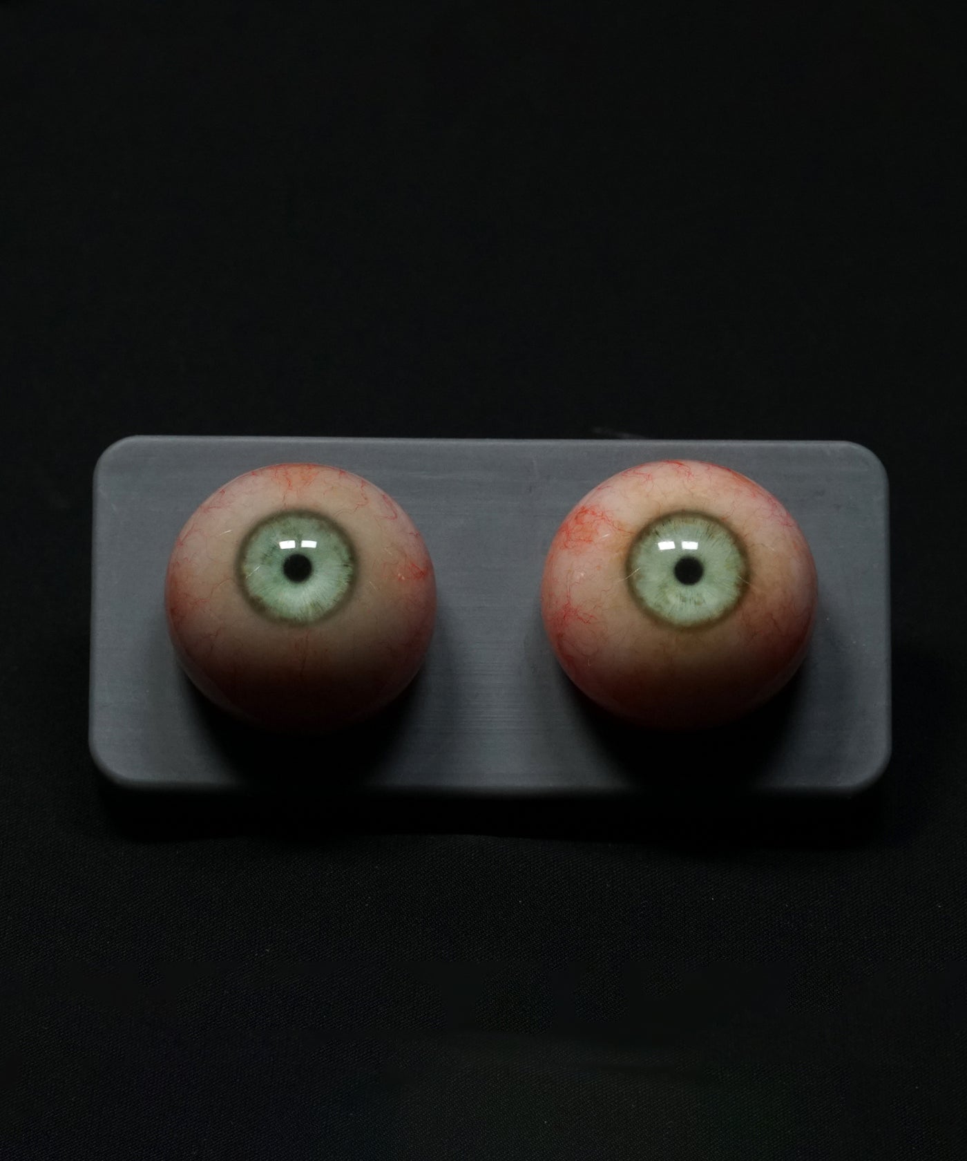 Premium Eye Pair: Creeper