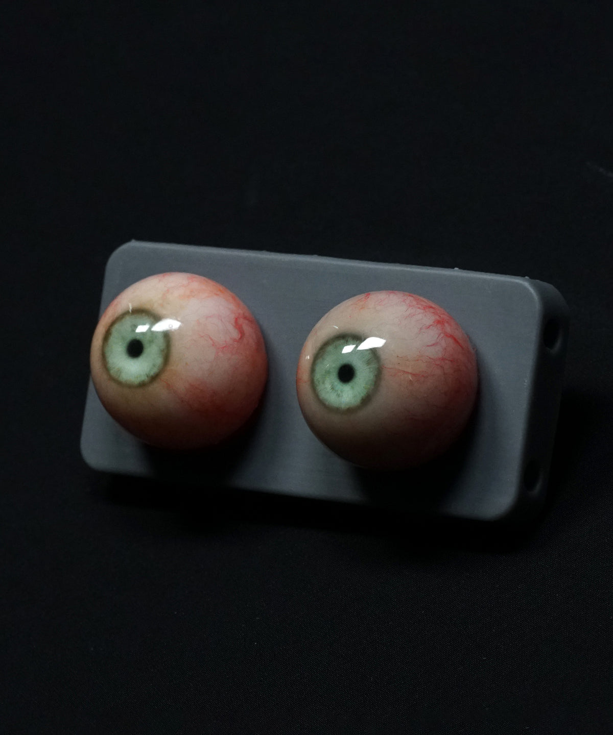Premium Eye Pair: Creeper